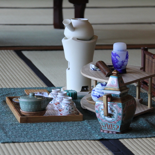 10/30 (日) 浜離宮 芳梅亭 (公財)煎茶道方円流 蓮江倖園先生によるお茶席と秋の和菓子ワークショップ | Coubic